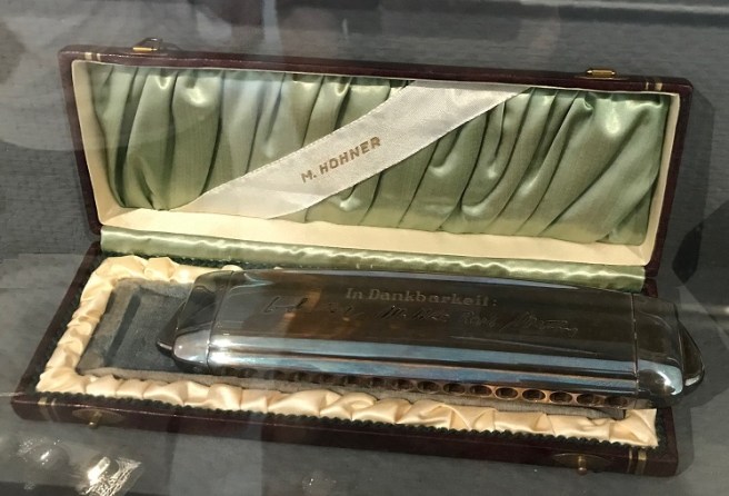 Hohner Chromonica De Luxe – Chromatic Harmonica History